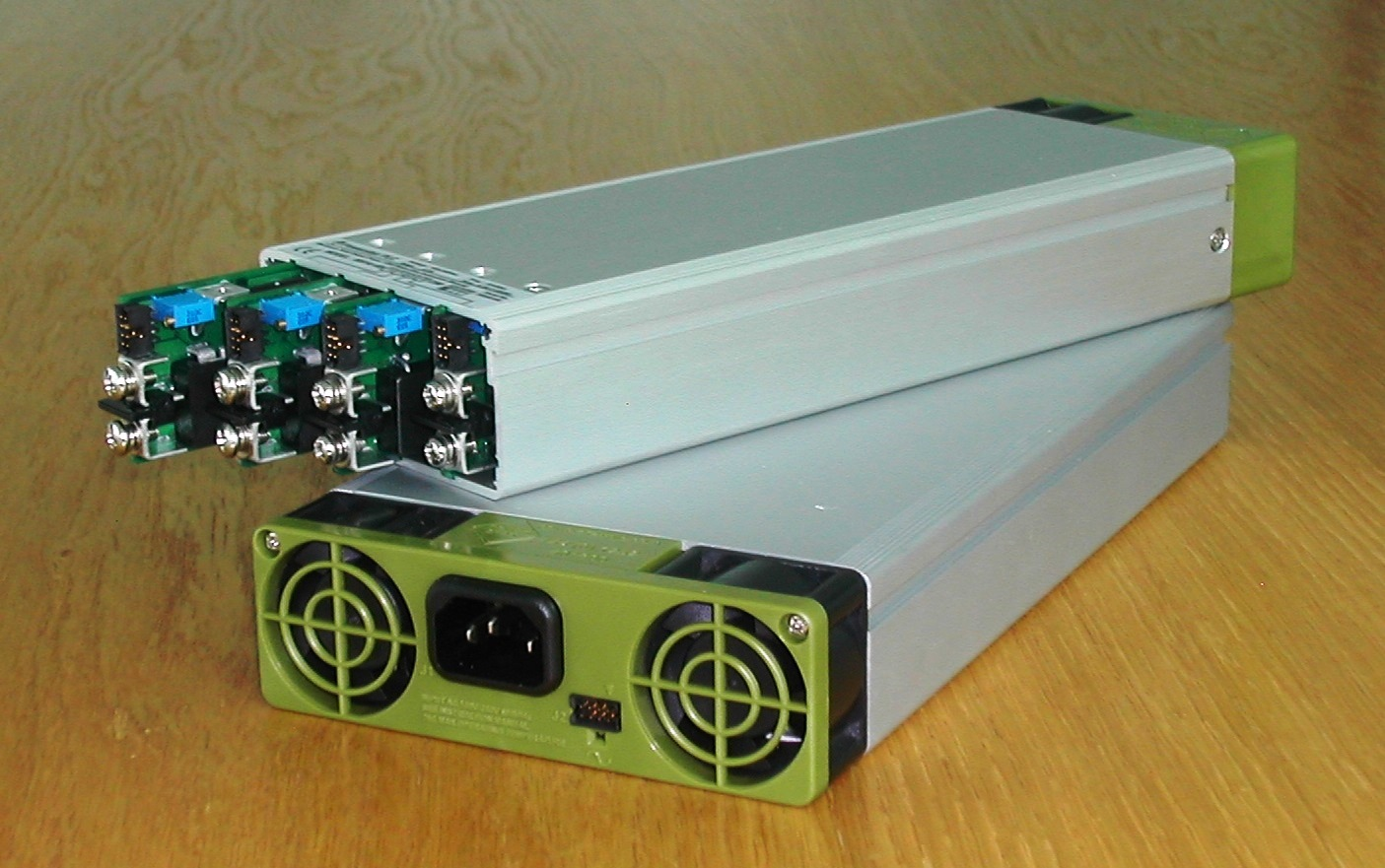 400W to 1200W Output Modular Power Supplies | Electronic Design