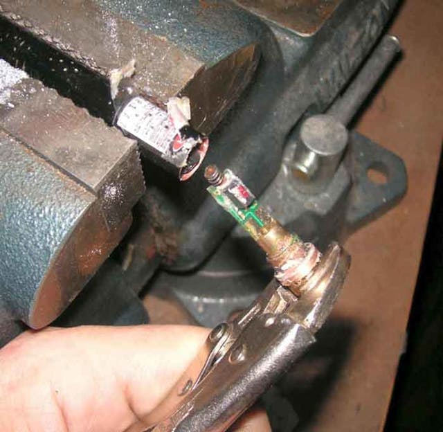 The Laser Pointer Teardown | Electronic Design