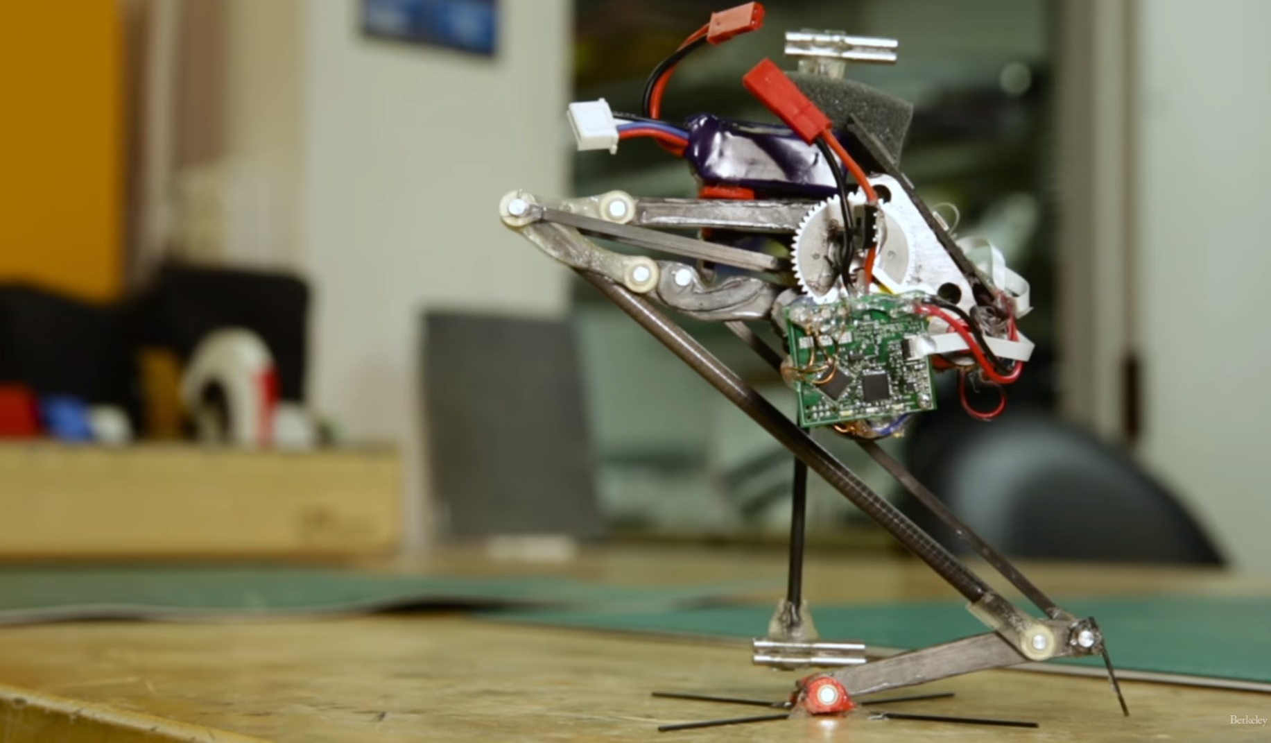High-flying robot leaps over obstacles with ease | Electronic Design
