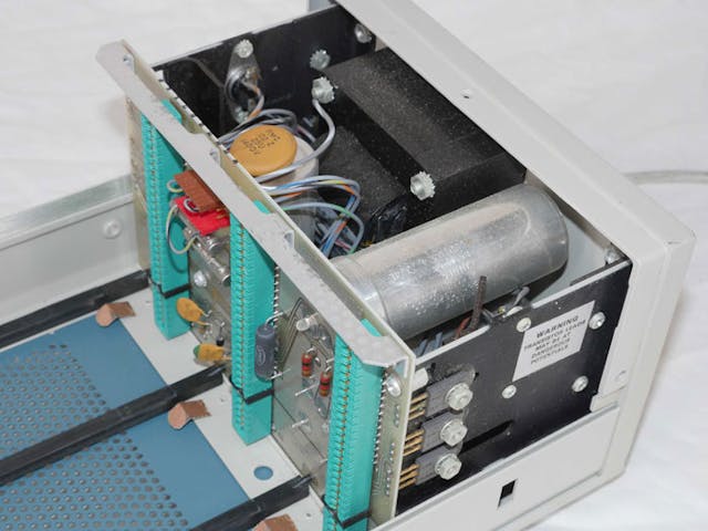 The Tektronix Function Generator Teardown | Electronic Design