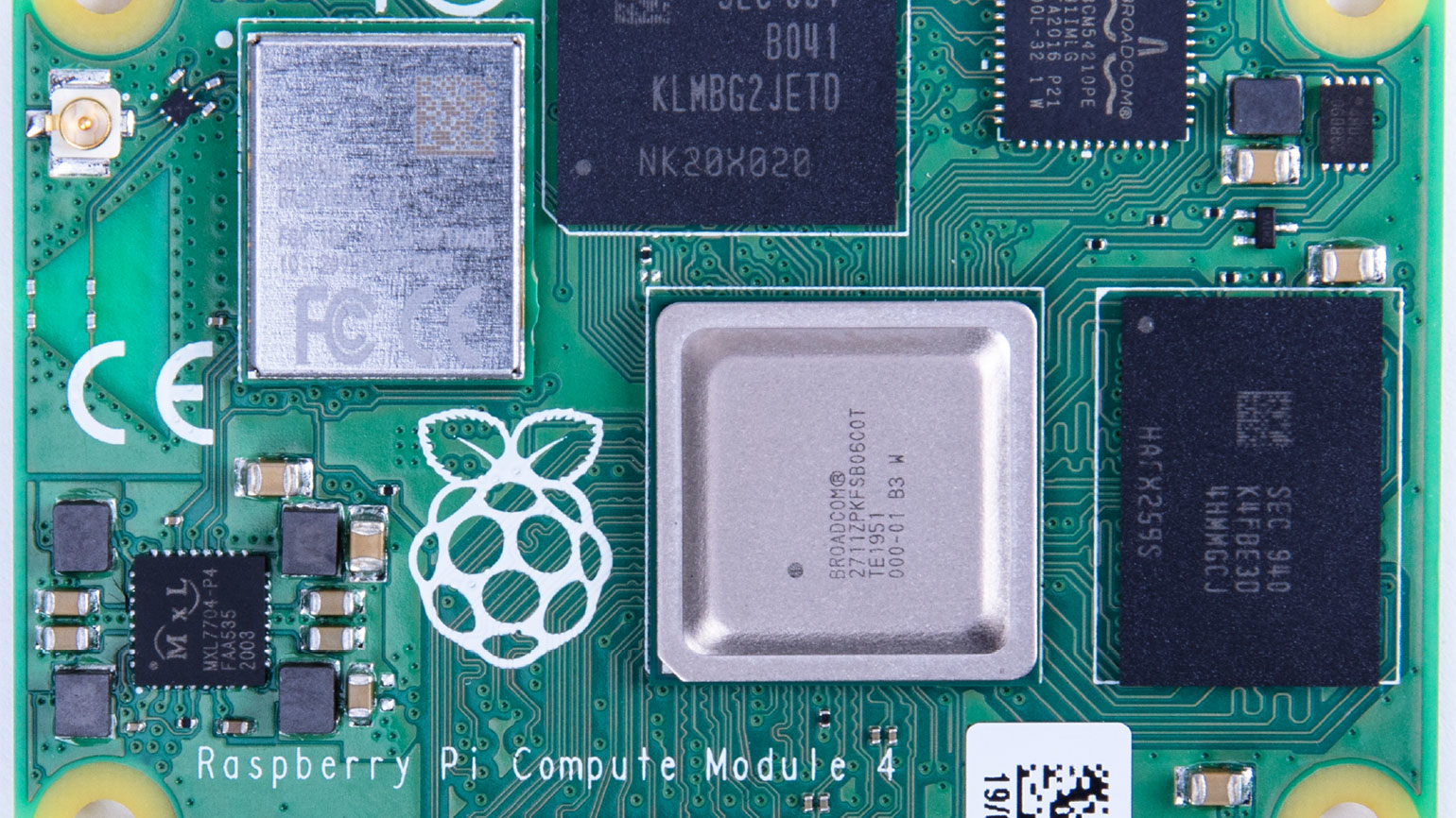 It’s Here: The Raspberry Pi CM4 with No Edge Connector | Electronic Design