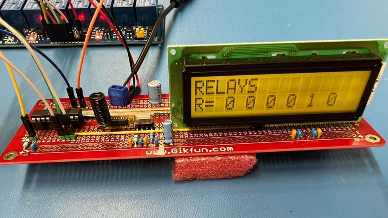 Microcontroller Controls Relays via RF Modules | Electronic Design