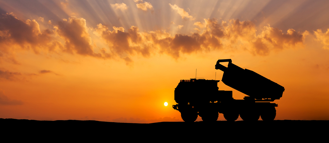 Low-Voltage Digital Thermometers/Thermostats with Versatile SPI/3-Wire ...